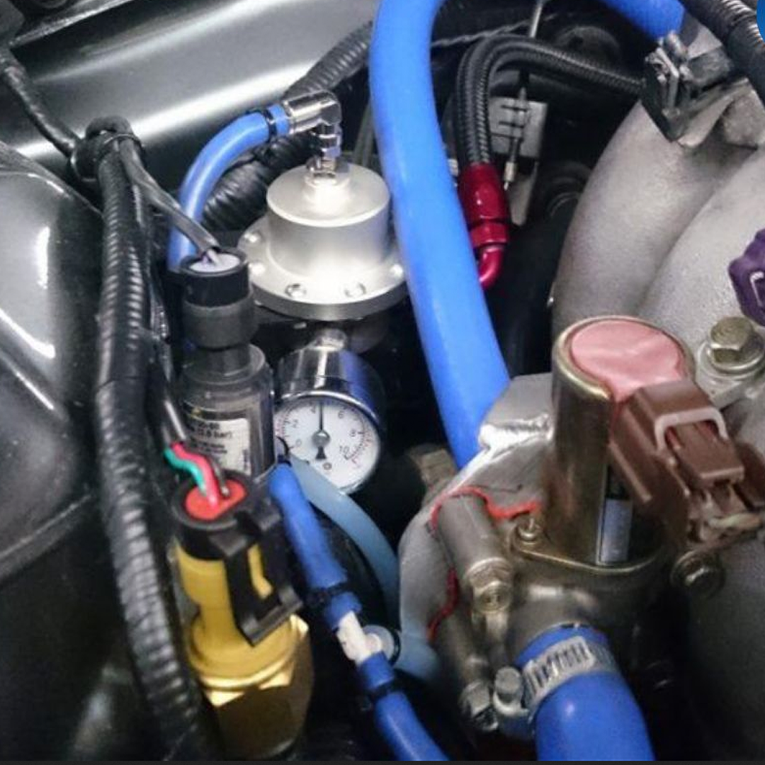 Fuel Pressure Regulator + Gauge Regulates fuel pressure Includes Gauge ...